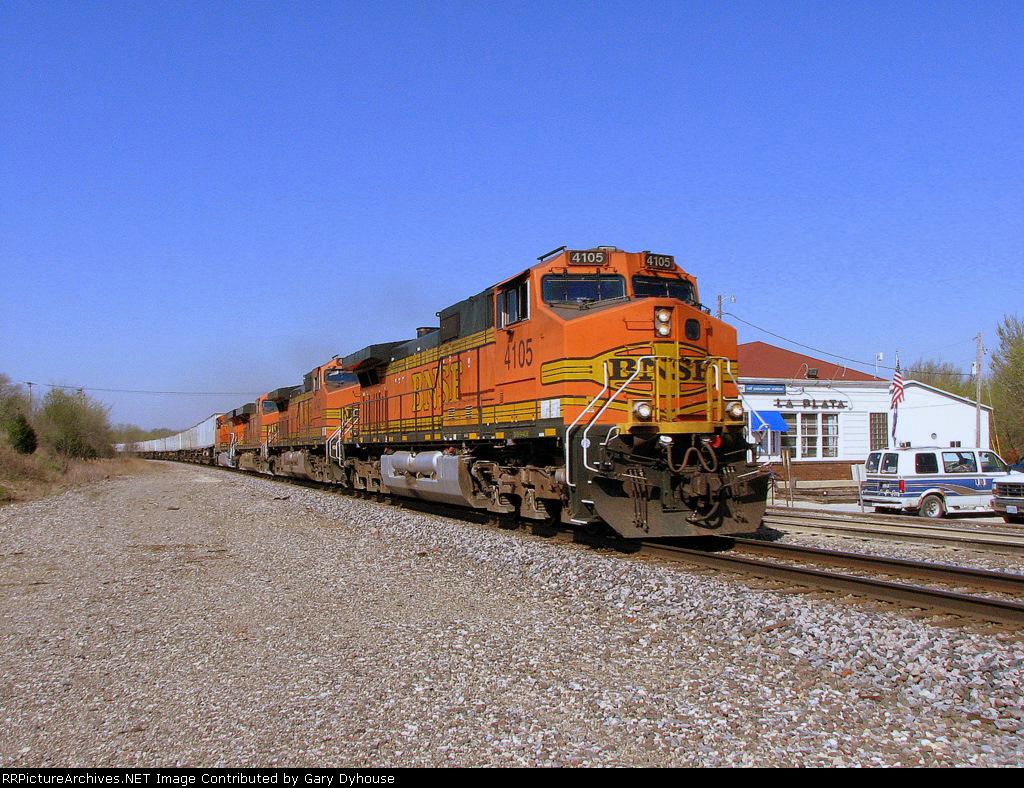 BNSF 4105